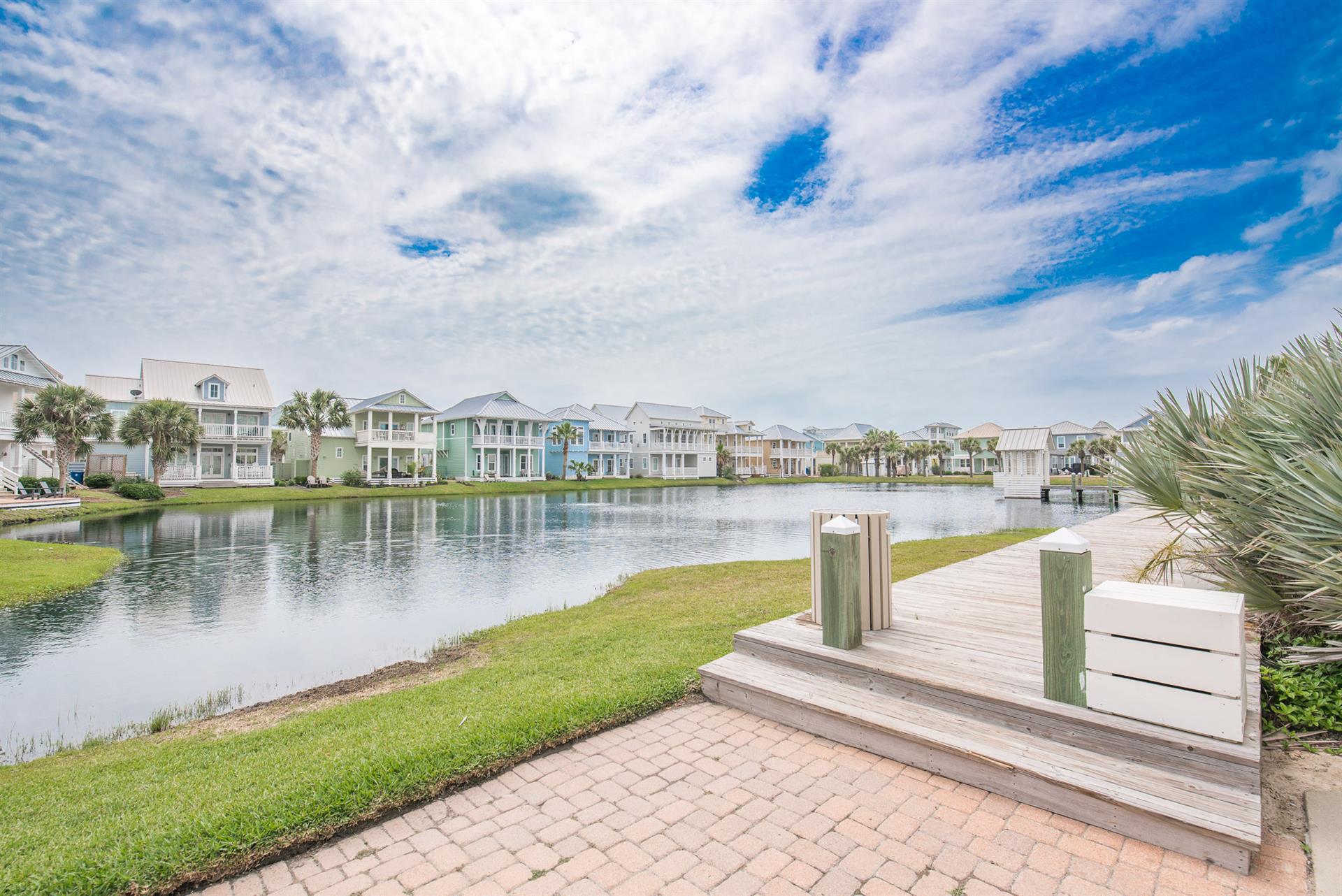 Happy Kat Cottage II 157 BE