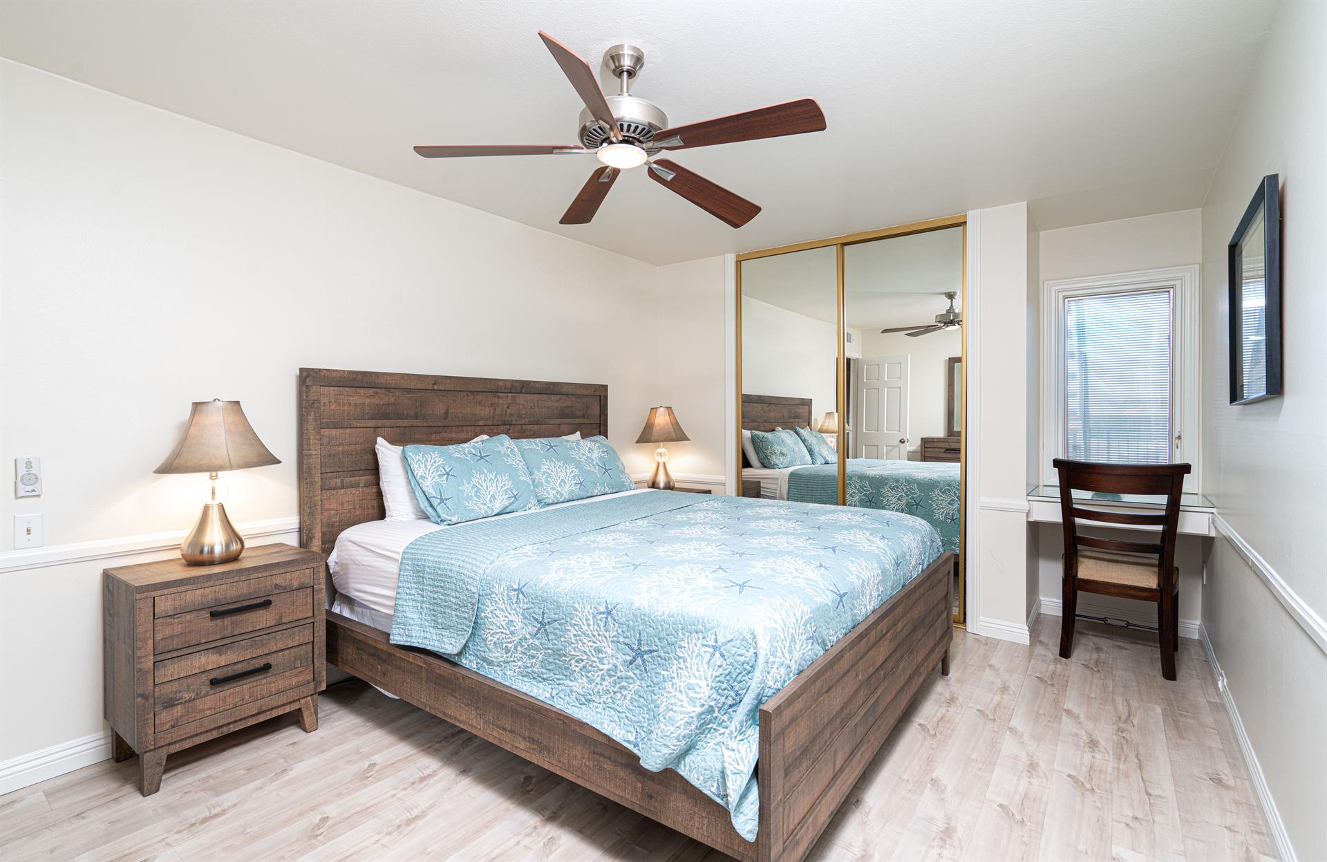 1005 E Balboa Unit B