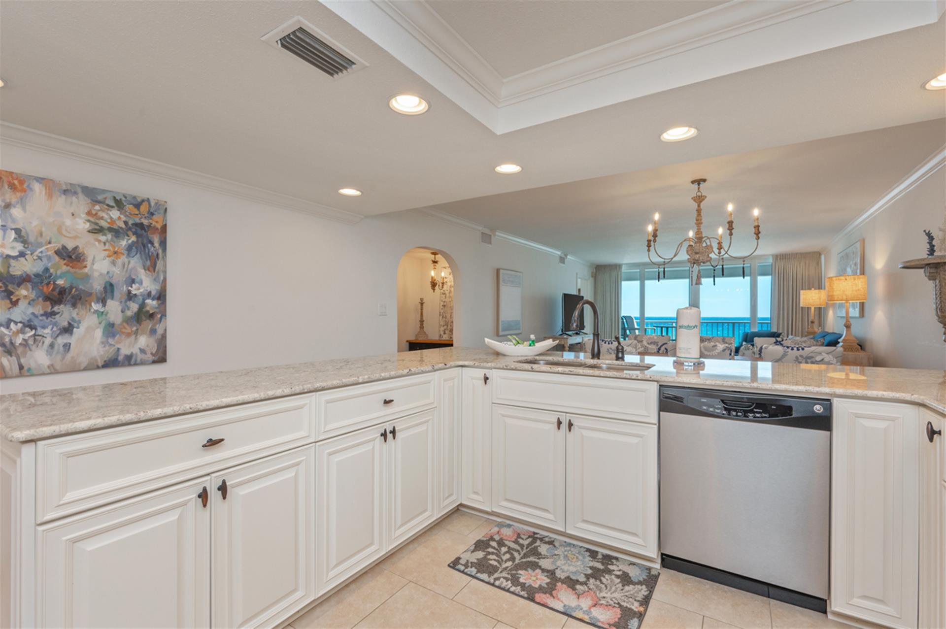 3102 - Stunning Shoreline Towers Vacation Condo