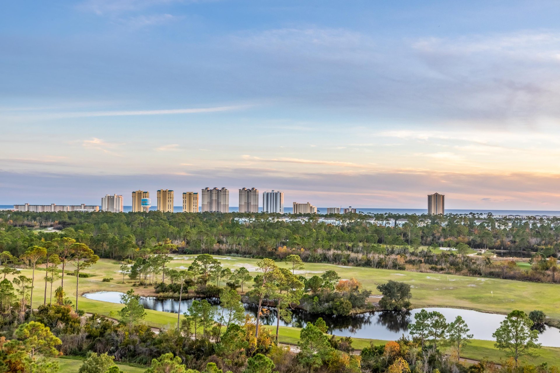 Right On Lost Key Golf Course With Beach Club Privileges! Free Golf too!