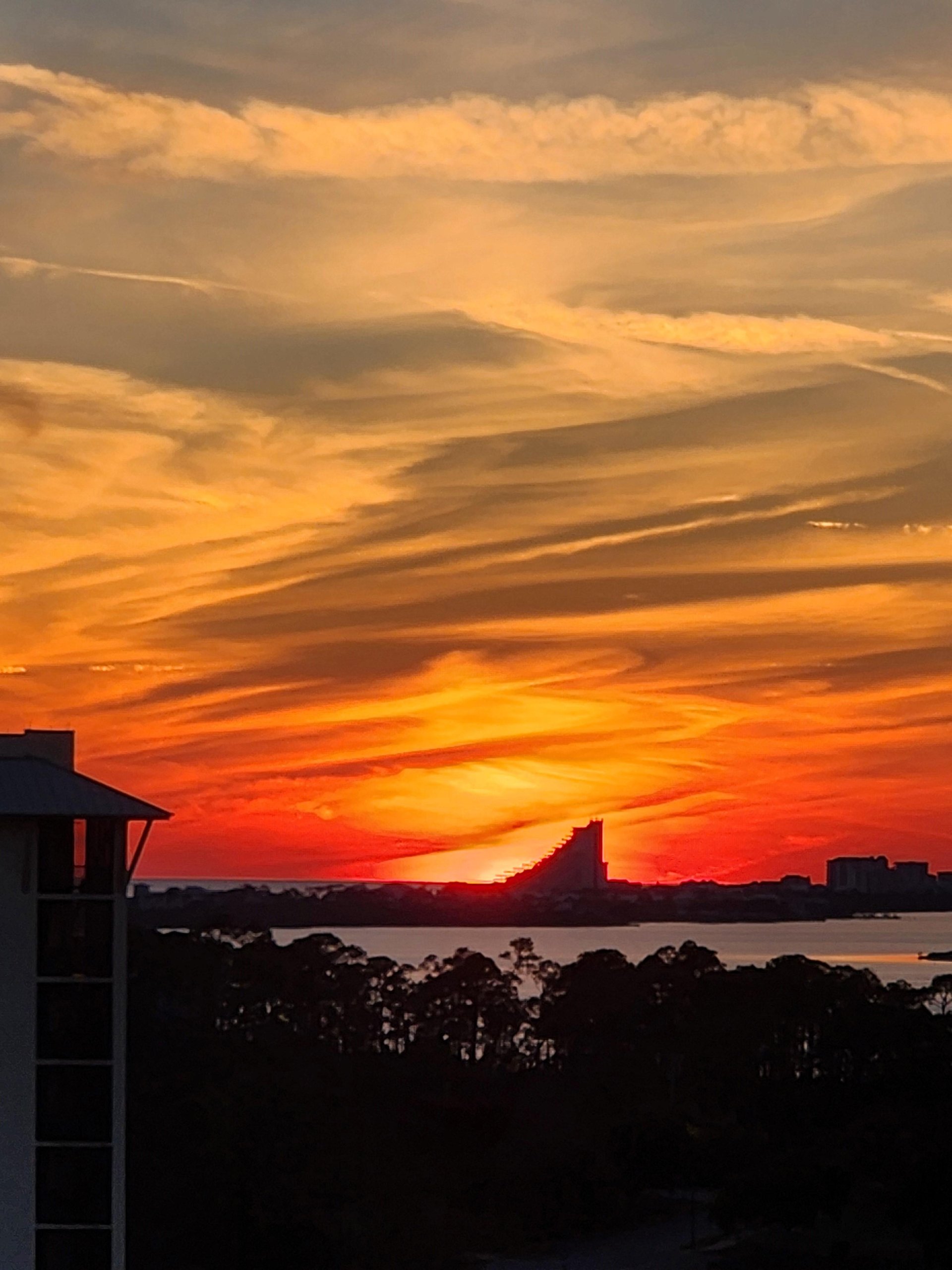 Right On Lost Key Golf Course With Beach Club Privileges! Free Golf too!