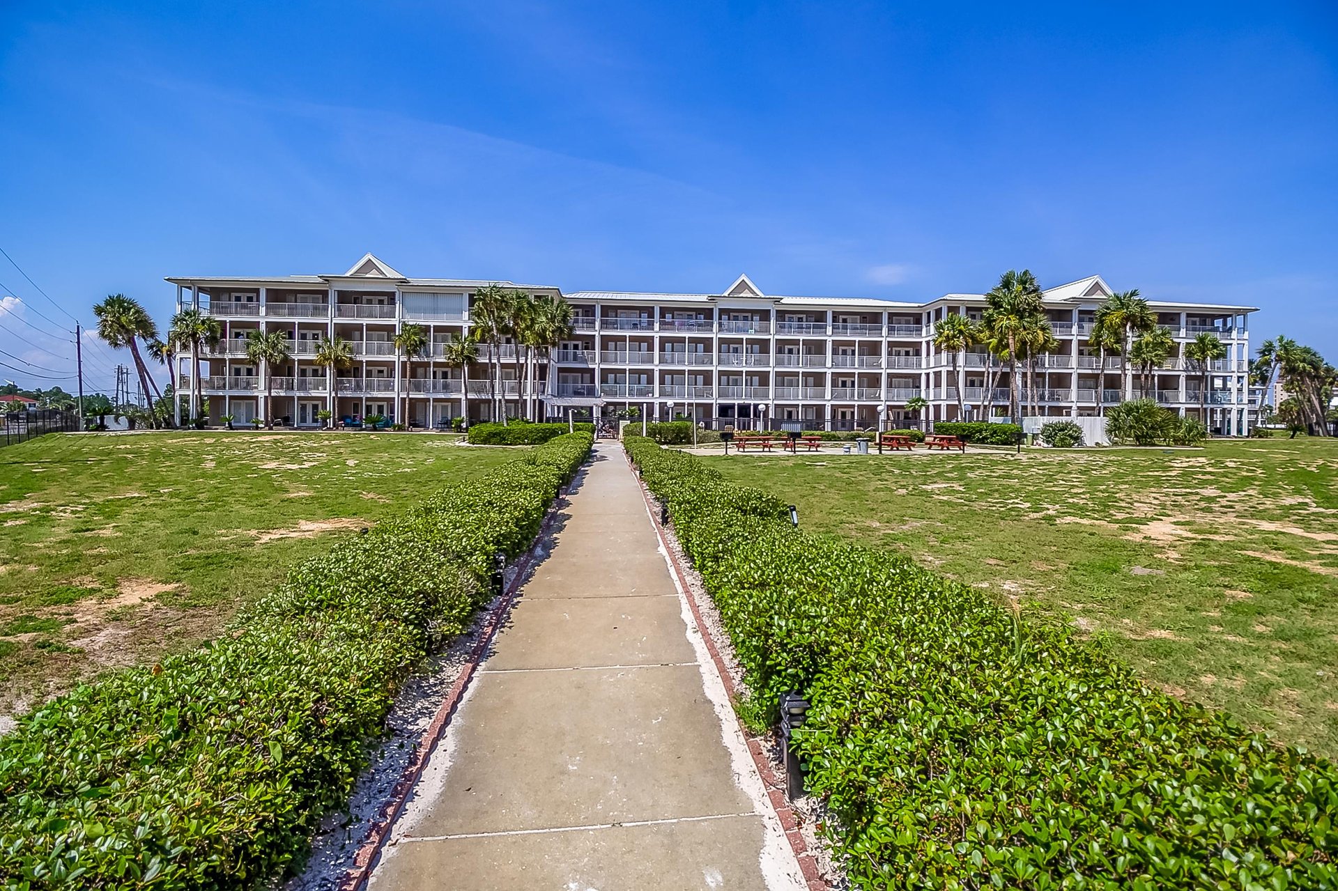 New Listing at Popular Grand Caribbean in Perdido Key!