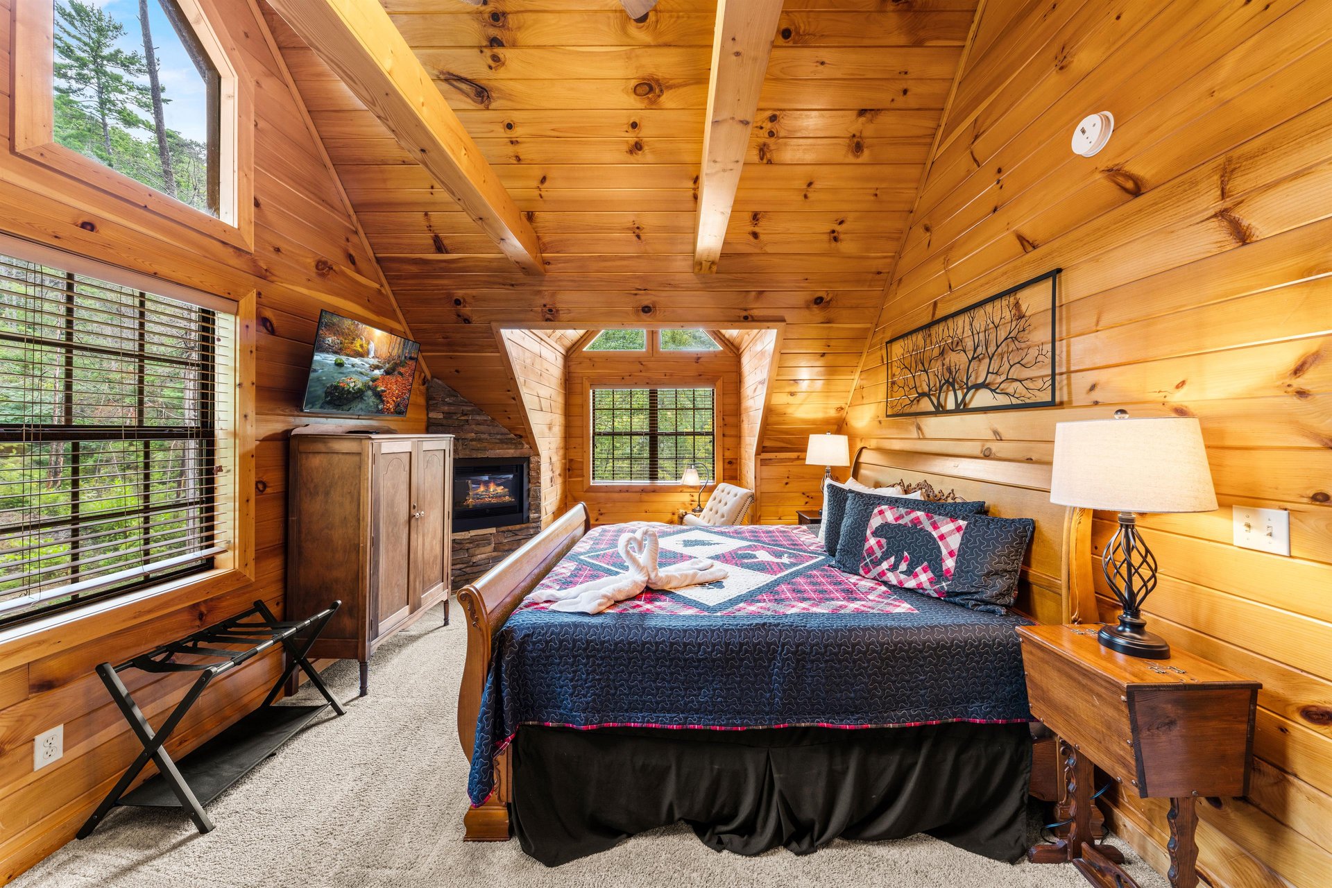 WILLOW LANE HIDEAWAY