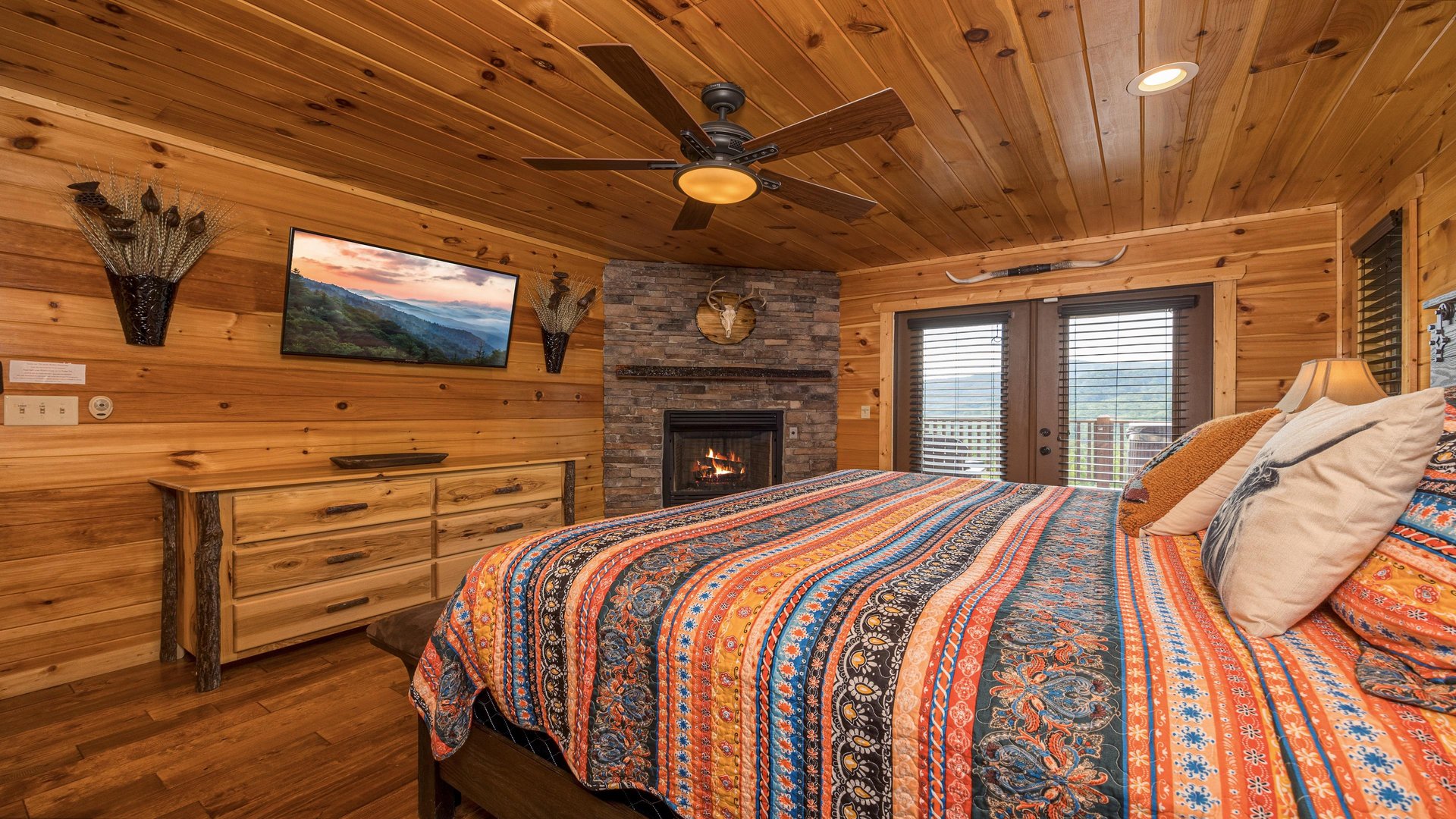 MEL'S MOUNTAIN VIEW LODGE